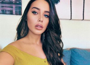 90 Day Fiance Star Deavan Clegg Gives Pregnancy Update And Son’s Cancer ...
