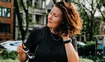 Anna Duggar GLOWS On Instagram As Hubby Josh Mops Military-Style Prison ...