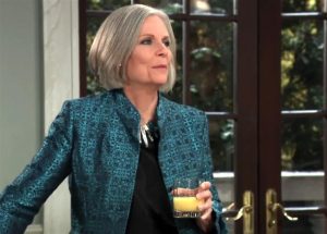 GH Spoilers: Tracy's Theory, Nina's Fear-Can The Quartermaine Matriarch ...