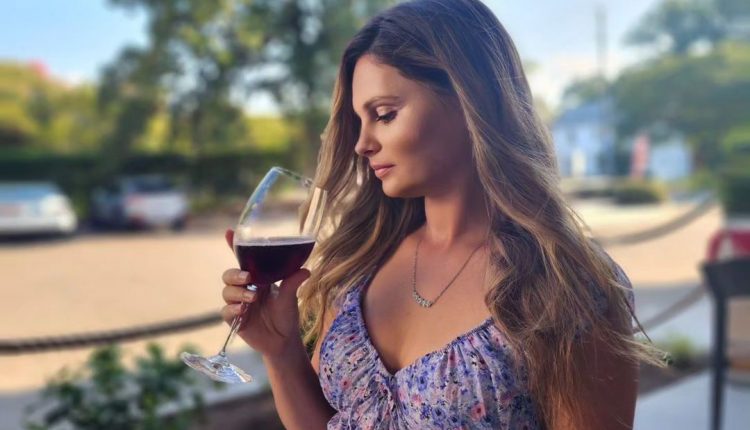 julia2 - Soap Opera Spy