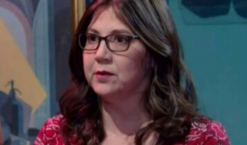 Days Of Our Lives Spoilers: Brady And Chloe’s NYE Kiss In Newspaper ...