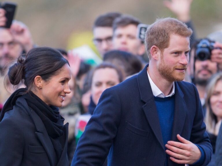 Prince Harry And Meghan Release Christmas Card Featuring the First ...