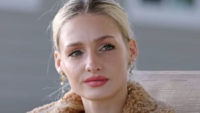 Moriah Plath Leaves Cairo Again - Why? - Soap Opera Spy