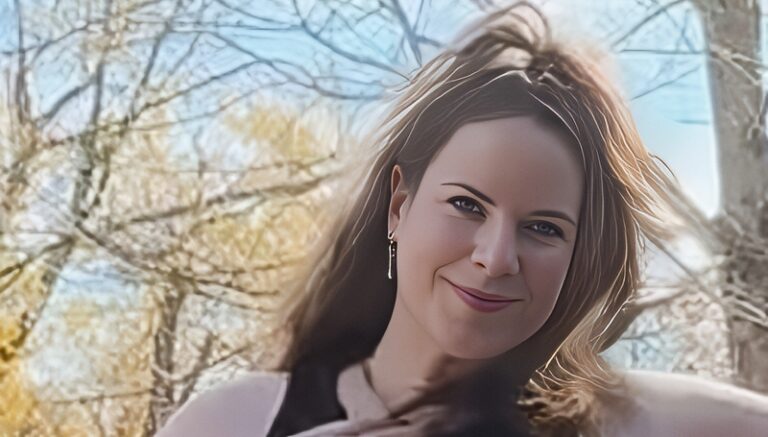 Whitney Way Thore Stuns With Lovely Photo In Boston - Soap Opera Spy
