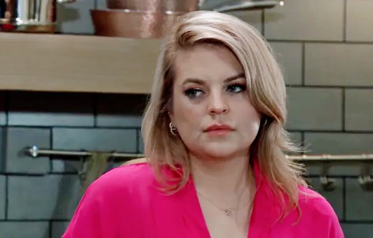 Maxie Jones - Soap Opera Spy